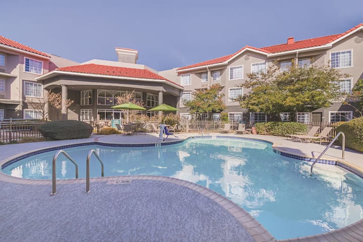 La Quinta Austin Near The Domain | 2 Doubles - オースティン, TX