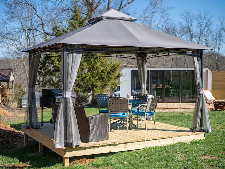 Two Little Birds Twin Pods W/ Hot Tub & Boat Slip - Marion, IL