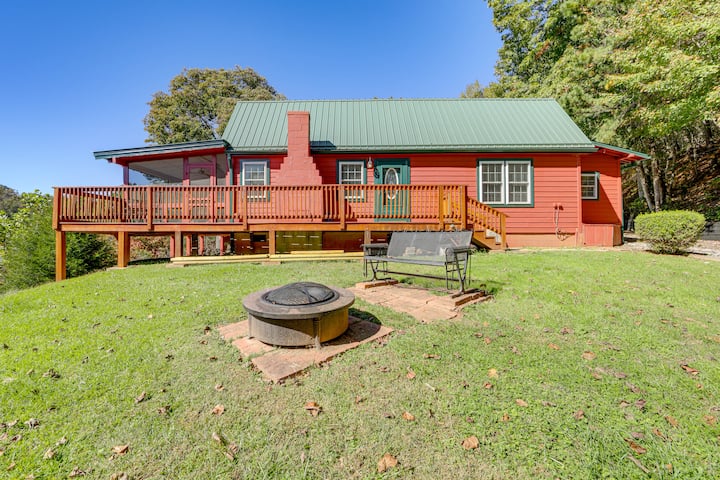 Million-dollar Mtn Views: Cozy Home In Franklin! - Franklin, NC