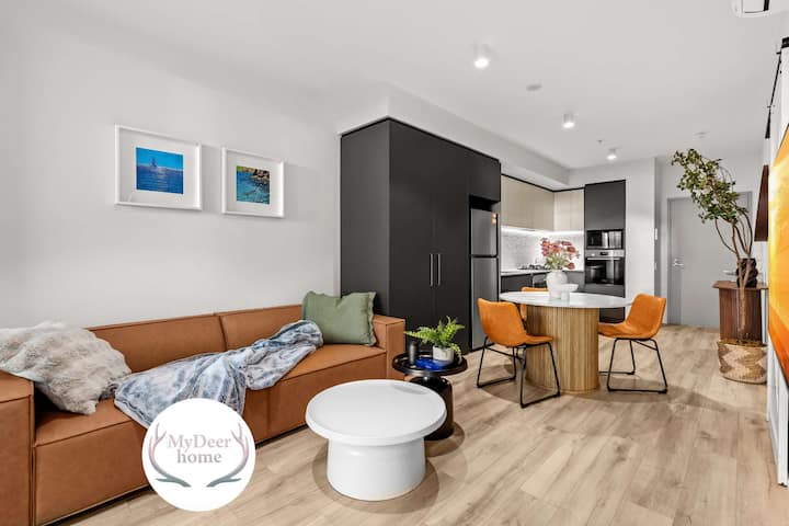 Skyline Luxe Apartment | Adelaide Cbd Escape - Australia