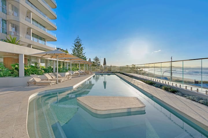 Miles At Kirra Point 302 - Luxury - Min. 2n - Coolangatta