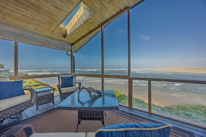 Ocean Oasis - Oceanfront, Wifi, Beach Access - Waldport, OR