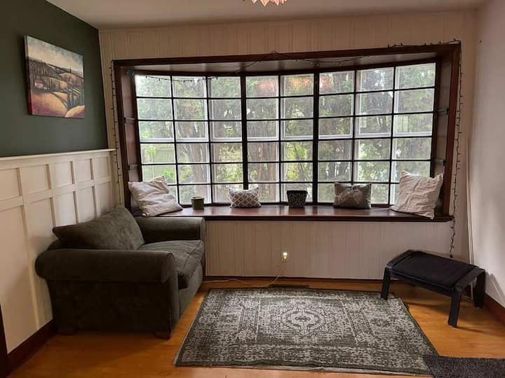 Historic Yakima Home | 4br, Office, Backyard Oasis - Yakima, WA