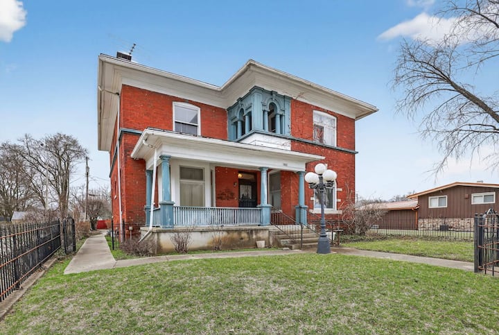 The Lamp Post Manor, 5br Historic Gem In Danville - Kickapoo State Recreation Area, Oakwood