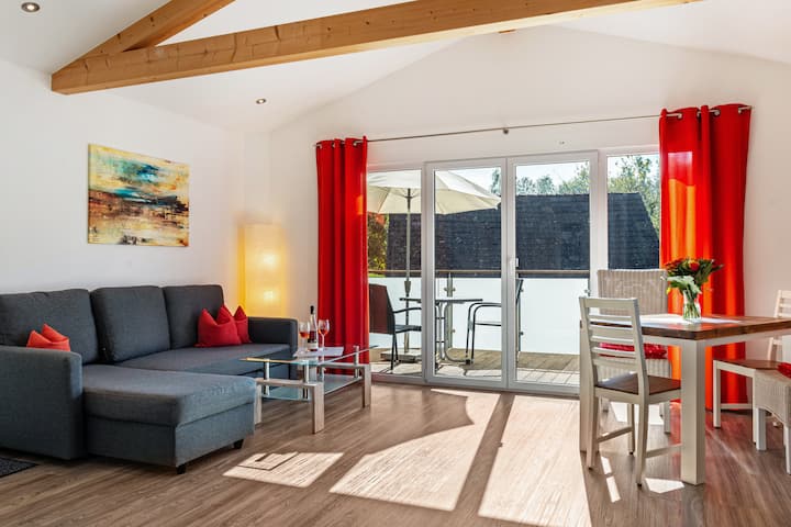 Ferienhaus Mit Balkon Und Terrasse - Illmensee