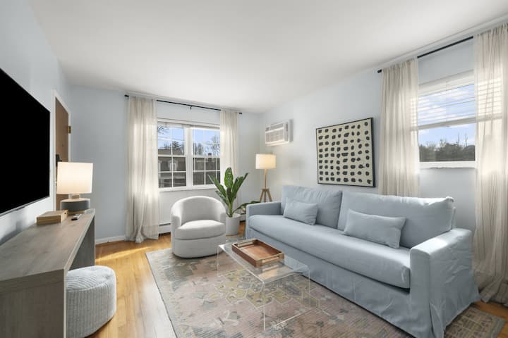 Staypaxton | The Lily - Cincinnati