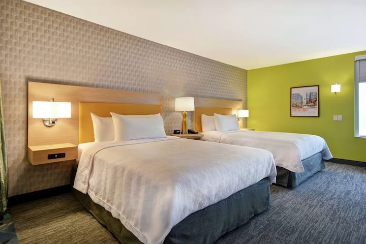 Stylish Stay W/ Free Breakfast Near Downtown - Rock Hill, SC