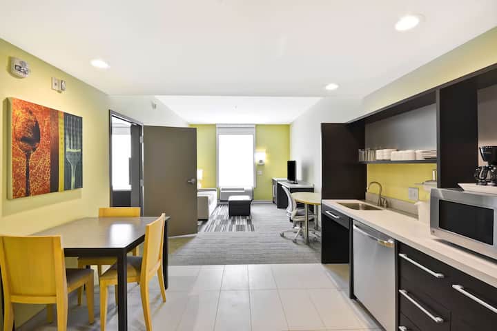 Pet-friendly 1br Suite Near Rock Hill Galleria - Fort Mill, SC