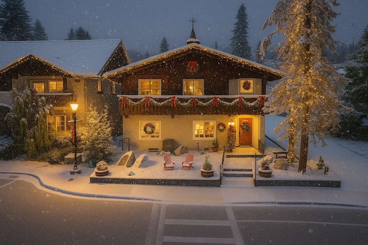 Snowcreek-downtown-dogwood-hottub-kitchenette - レブンワース, WA