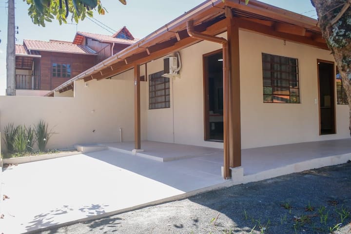 Apto P/ Ir Caminhando Ao Parque Beto Carrero World - Penha