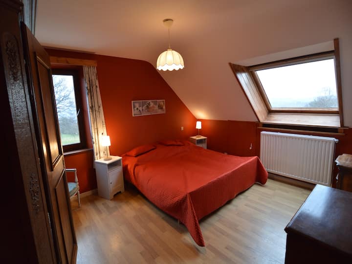 Retraite à Flanc De Colline Avec éTang - Vielsalm