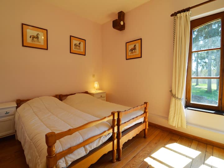 Gîte Avec Court De Tennis - Somme-Leuze