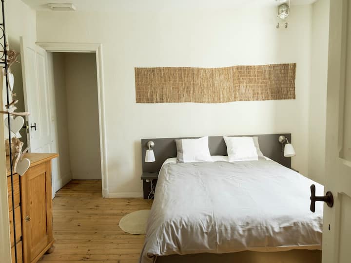 Demeure De Caractère Par Delà Avec Piscine - Dinant