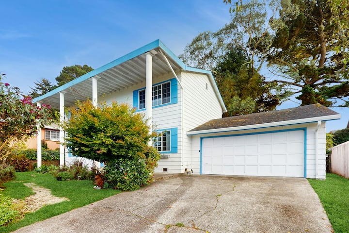 3br  W/fireplace, Yard - Close To Town & Redwoods - Humboldt County, CA
