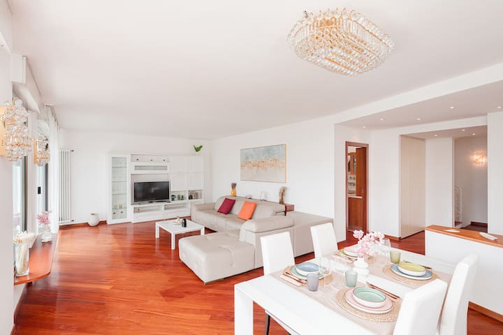 Villa Luna By Comorooms - Cernobbio