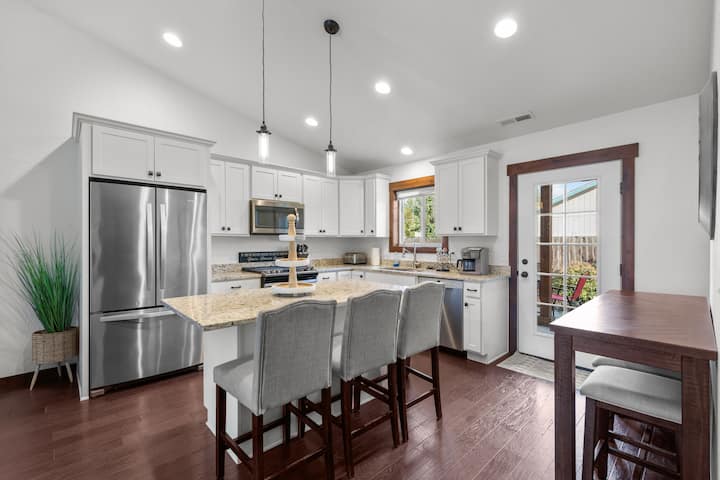 Craftsman Comforts - Sandpoint, Id - Sandpoint, ID