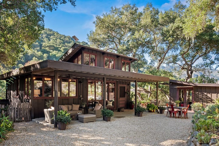 Oak Haven Retreat | Home & Cottage + Hot Tub - Big Sur, CA
