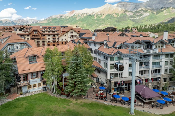 Steps To Gondola | Mountain-view Village Condo - Telluride, CO
