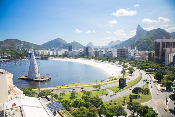 2 Qtos Com Garagem E Vista Para O Cristo Redentor! - Brasil