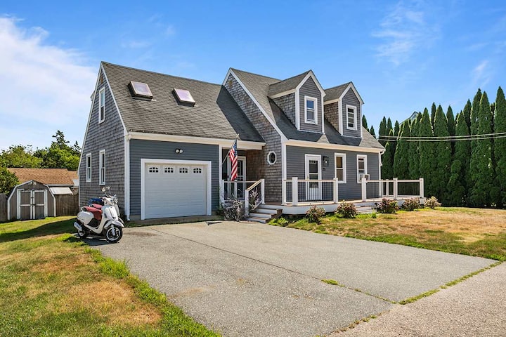 Coastal Cape Close To Newport And 1st Beach - Newport, RI