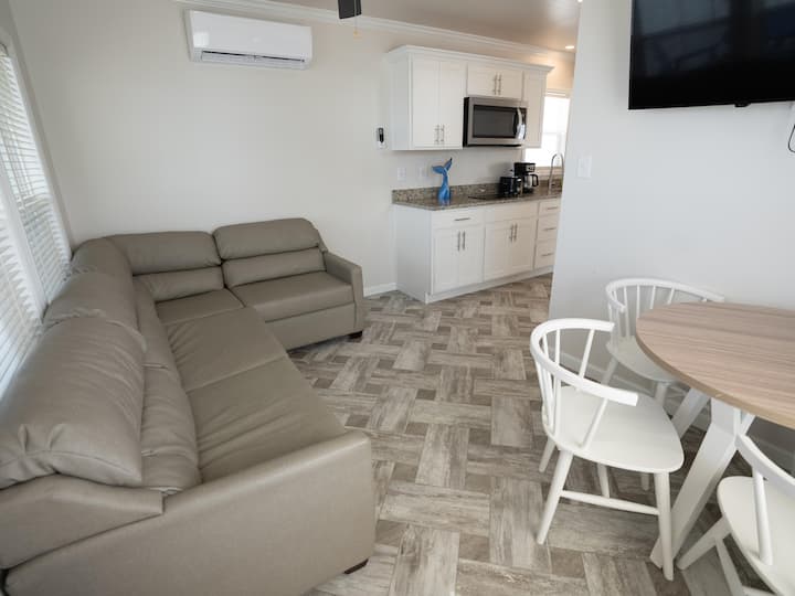 Waterfront Bungalow - Chincoteague, VA