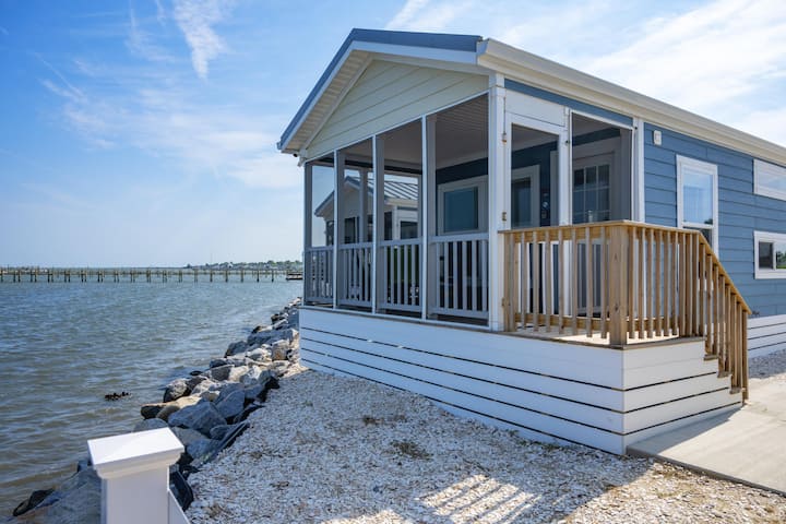 Waterfront Bungalow - Chincoteague, VA