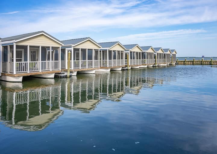 Floating Bungalows - Chincoteague, VA