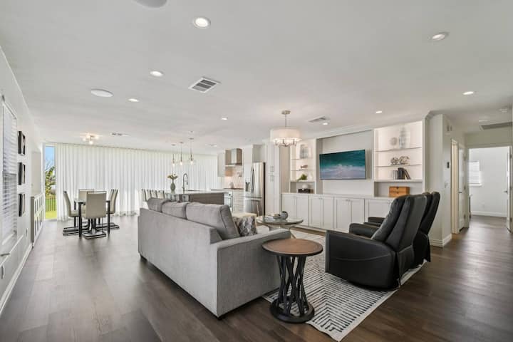 Lakeview Retreat Near Kalahari Resort - Round Rock, TX