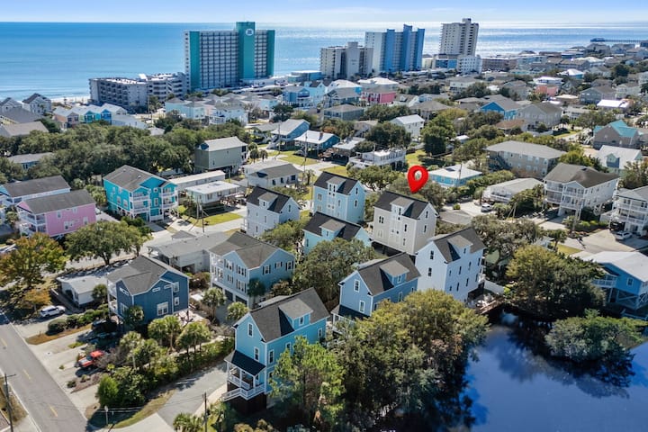 Gorgeous 5br Beach House | Steps To Beach Access - Garden City