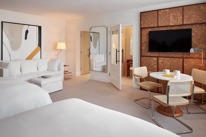 Queen X6 Beds: 3 Stylish Dc Rooms + Kitchens - Bethesda, MD