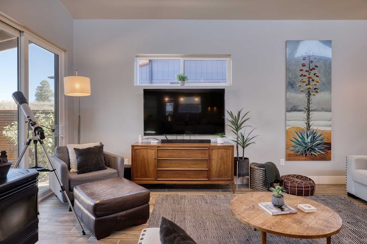 Cozy Mountain Retreat W/ Fire Pit & Trails Nearby - Flagstaff, AZ