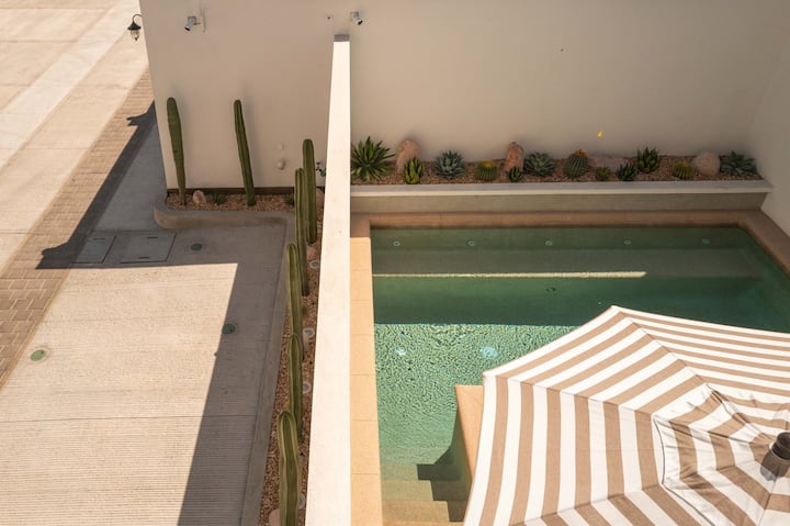 2br Palma Suite 301 Pool Parking & Cleaning - La Paz