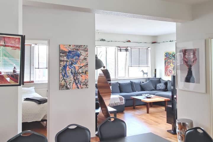 Big 3br On Main Street With Free Parking - Reykjavik