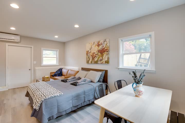 2 Mi To Historic Occoquan District: Modern Duplex - Occoquan, VA