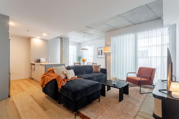 Elegant Old Mtl Getaway|chic Design + Free Parking - Montreal