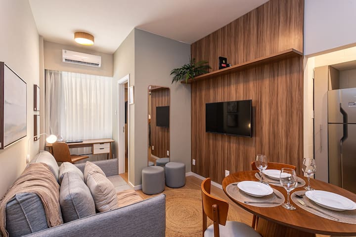 Charm And Comfort In Copacabana | Svc 24/104 - Brazil