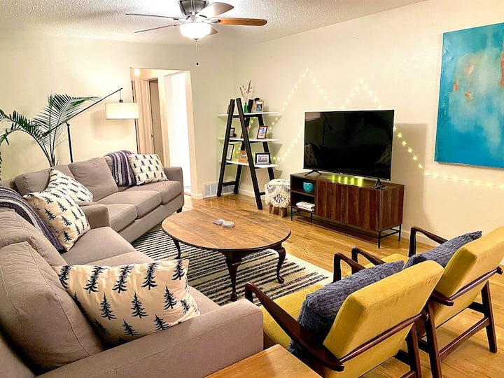 Family & Dog - Friendly Retreat With Fire Pit - Arvada, CO