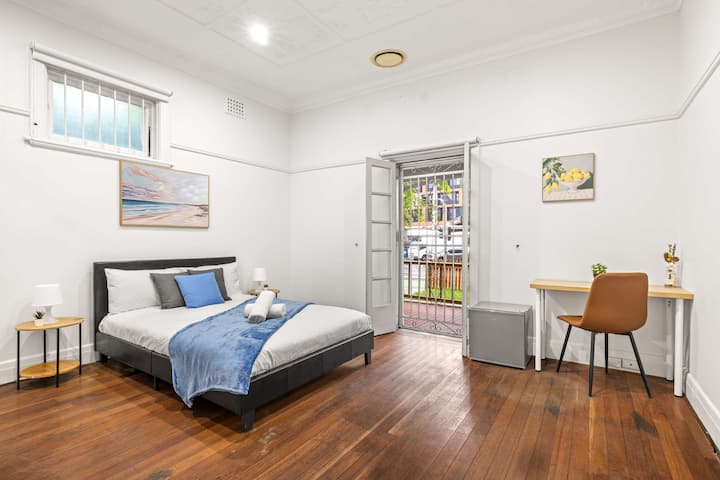 Kensington Double Room - Central & Affordable - Randwick