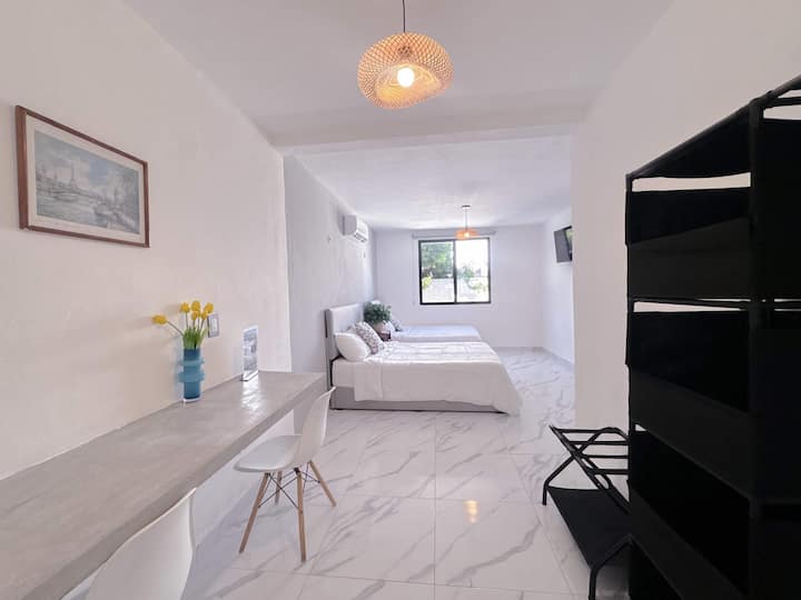 Big Quadruple Boutique Suite In Downtown (201) - Cancún