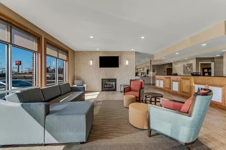 Rocket City Journey | Free Breakfast - Huntsville, AL