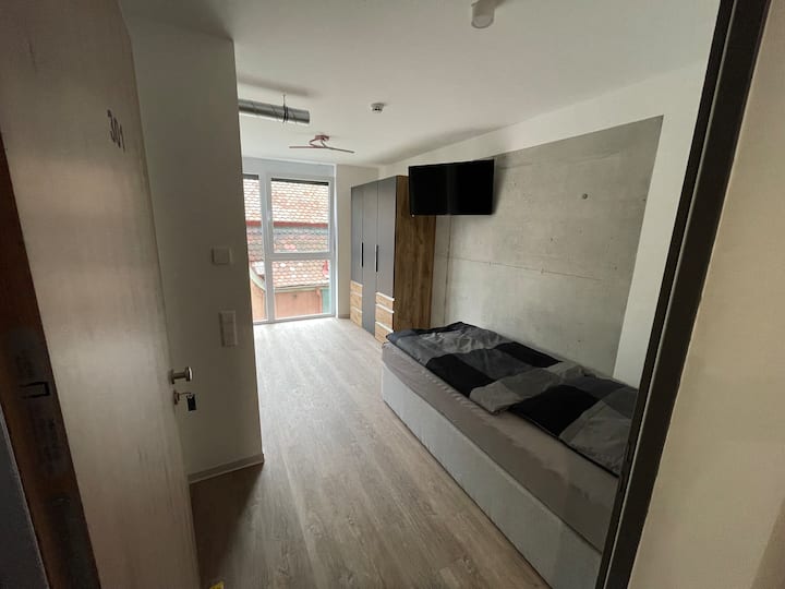 401 - Einzimmer-apartment Mit Einzelbett - Stuttgart