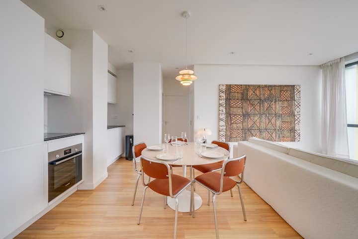 Appartement Avec Parking Au Cœur Des Chartrons - Bordeaux