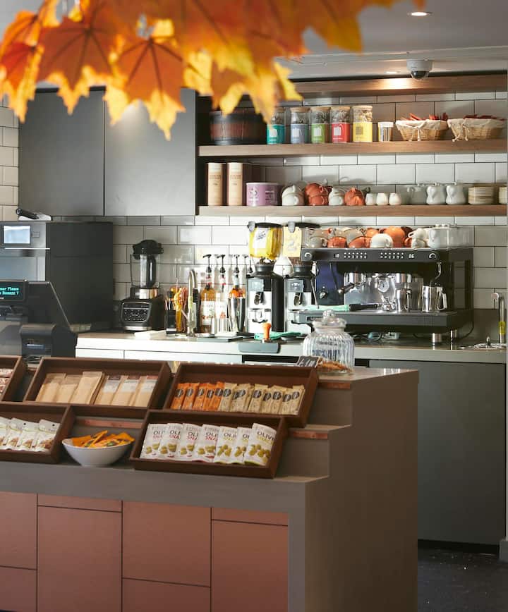 2-bedroom Loft Suite With Easy City Access - York