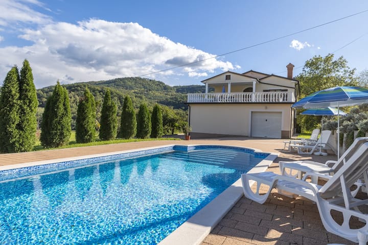 Maria Buzet 2 With Balcony - Buzet