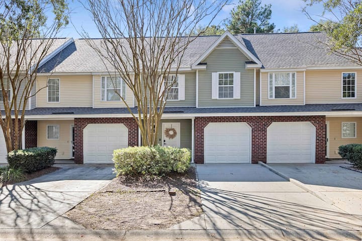 Boho Ferry- Mins From Credit One- Pet Friendly - Charleston, SC