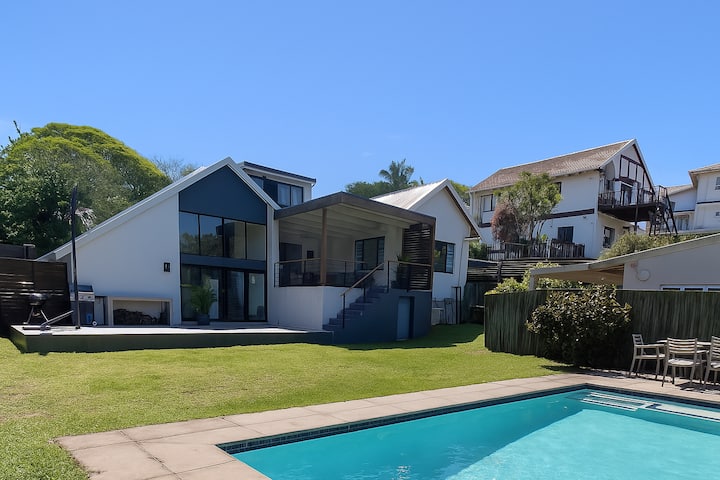 Spacious Serenity - 4bd Pool Retreat, Durban North -