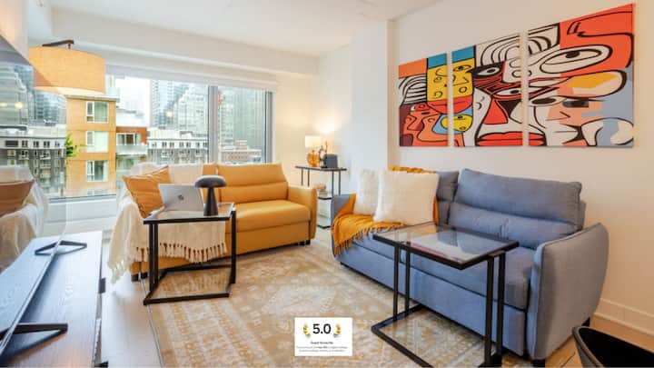 Luxury 1br Apartments | Parking + Rooftop Bbq - Montreal