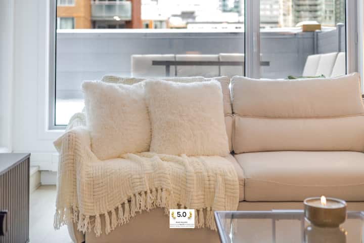 Premium Living | Rooftop + Underground Parking - Lasalle