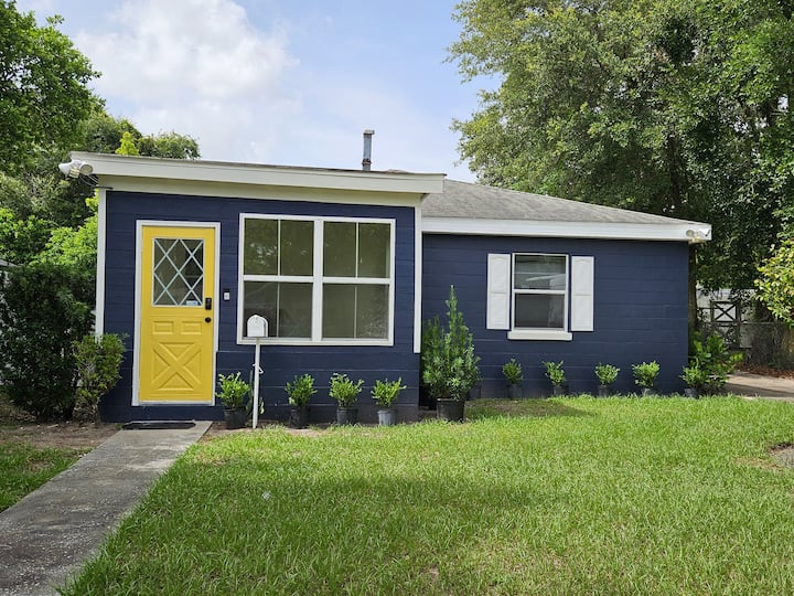 Newly Remodeled Cottage - Winter Park, FL