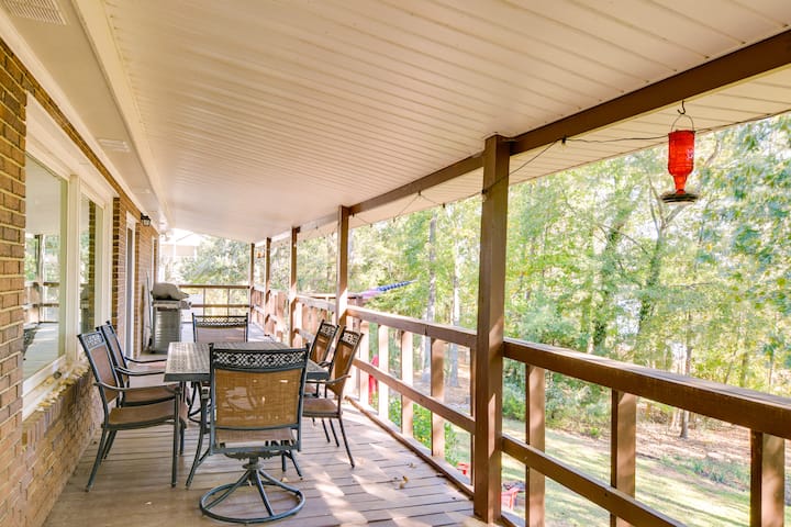 Waterfront Lake Hartwell Home < 1 Mi To Marina! - Clemson, SC